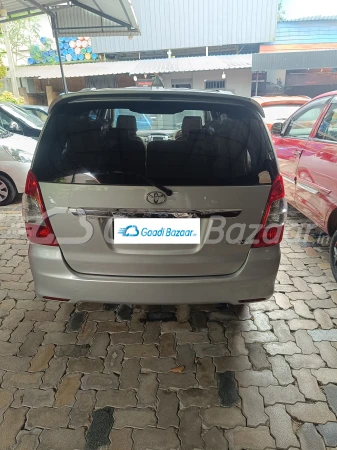 Discover Quality Used & Second Hand 7 Seater Cars for Sale in India ...